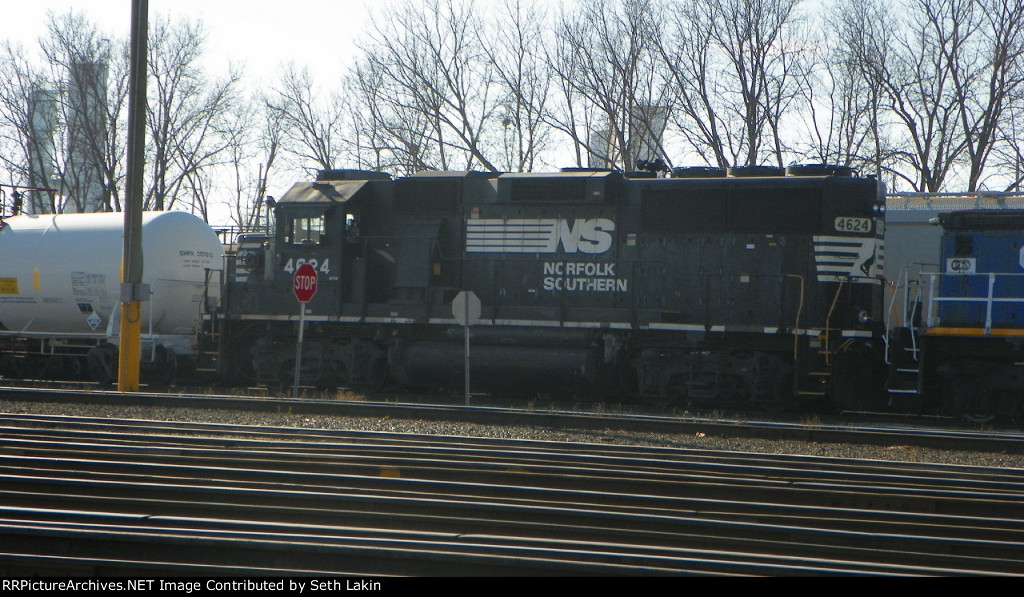 NS 4624